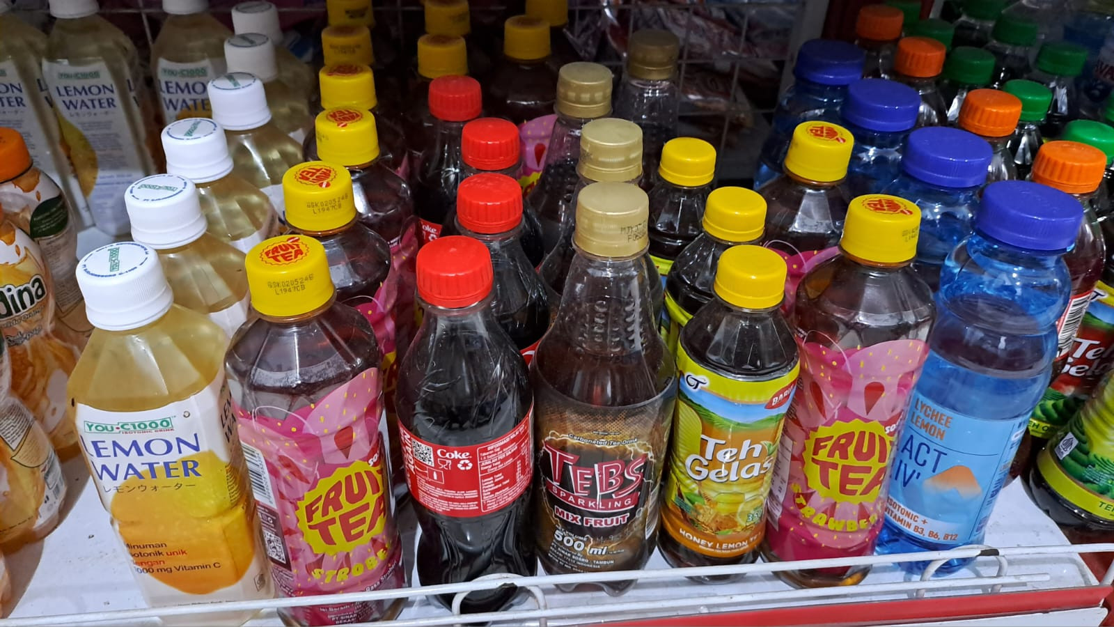 Bahaya Sering Mengkonsumsi Minuman Manis Dalam Kemasan